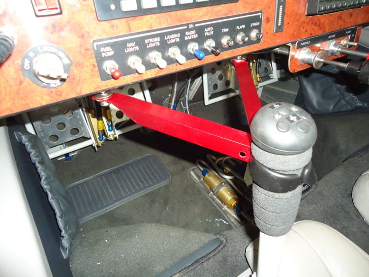 SKYLOCK – AIRCRAFT THROTTLE LOCK - Aerosistemas Mexico